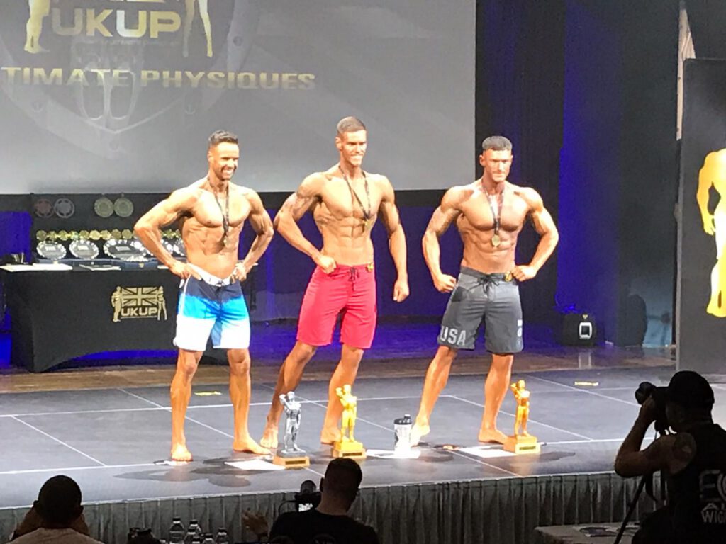 BODYBUILDER RYAN ANDREWS NATURAL BODYBUILDER